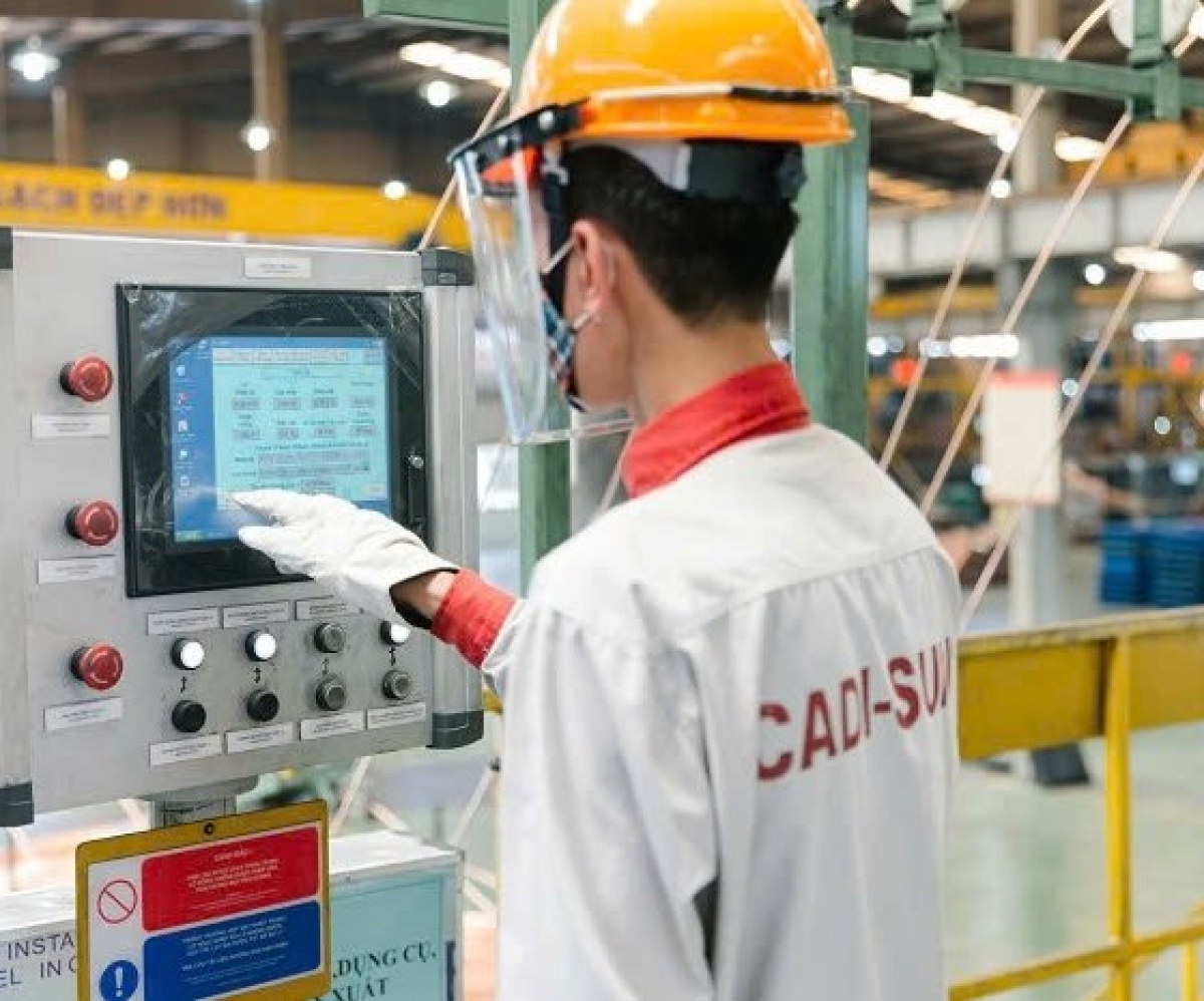 CADI-SUN dồn sức sản xuất, kịp thời đáp ứng đơn hàng cuối năm 2024 | Tạp chí Năng lượng Việt Nam